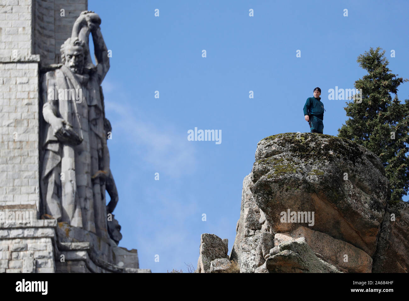 The Franco family accompanies Spanish government officials during the ...