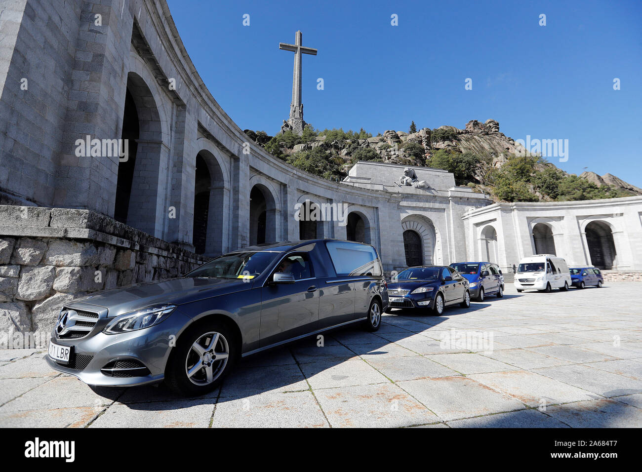 The Franco family accompanies Spanish government officials during the ...