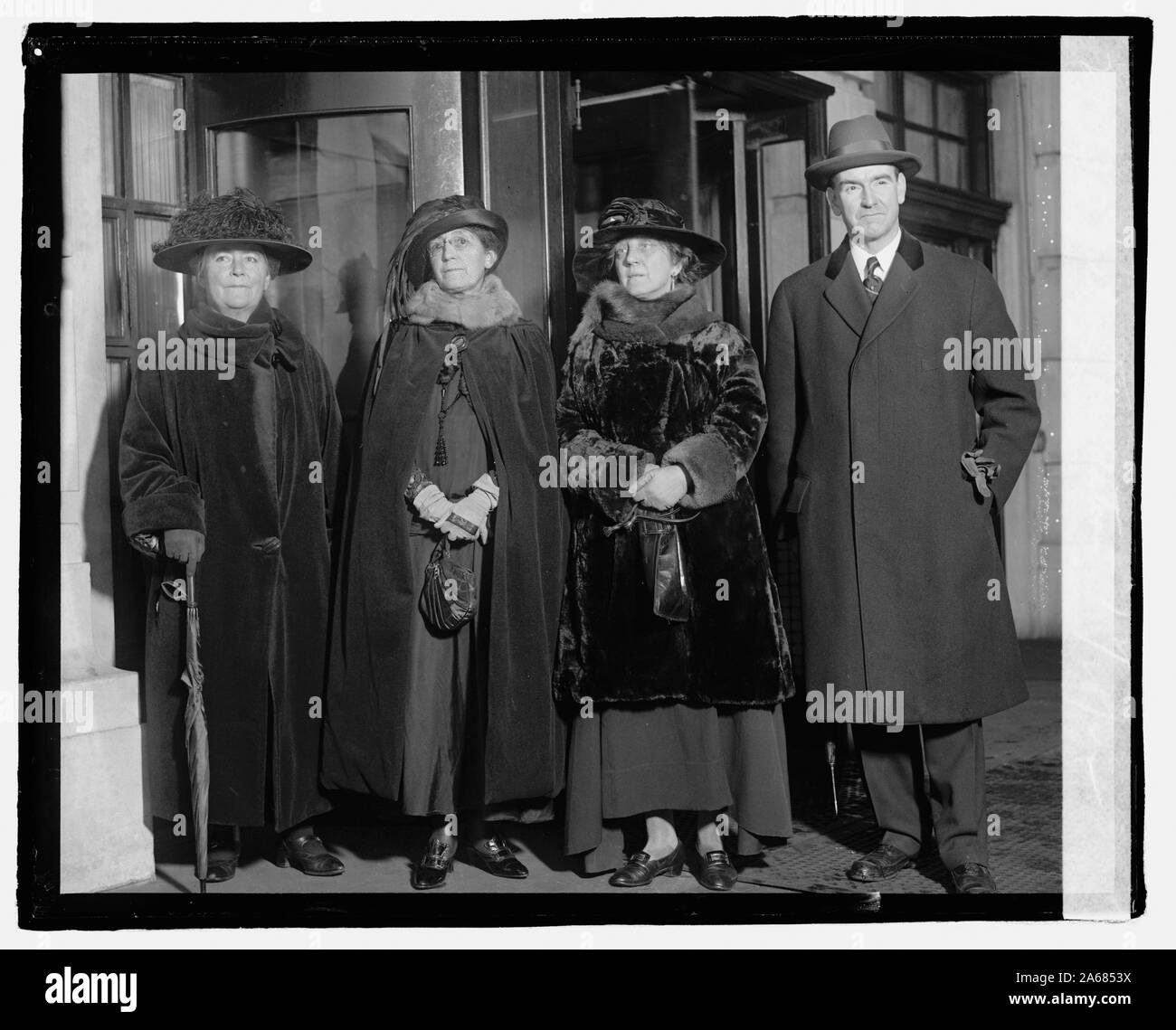 Foundation history hi-res stock photography and images - Alamy