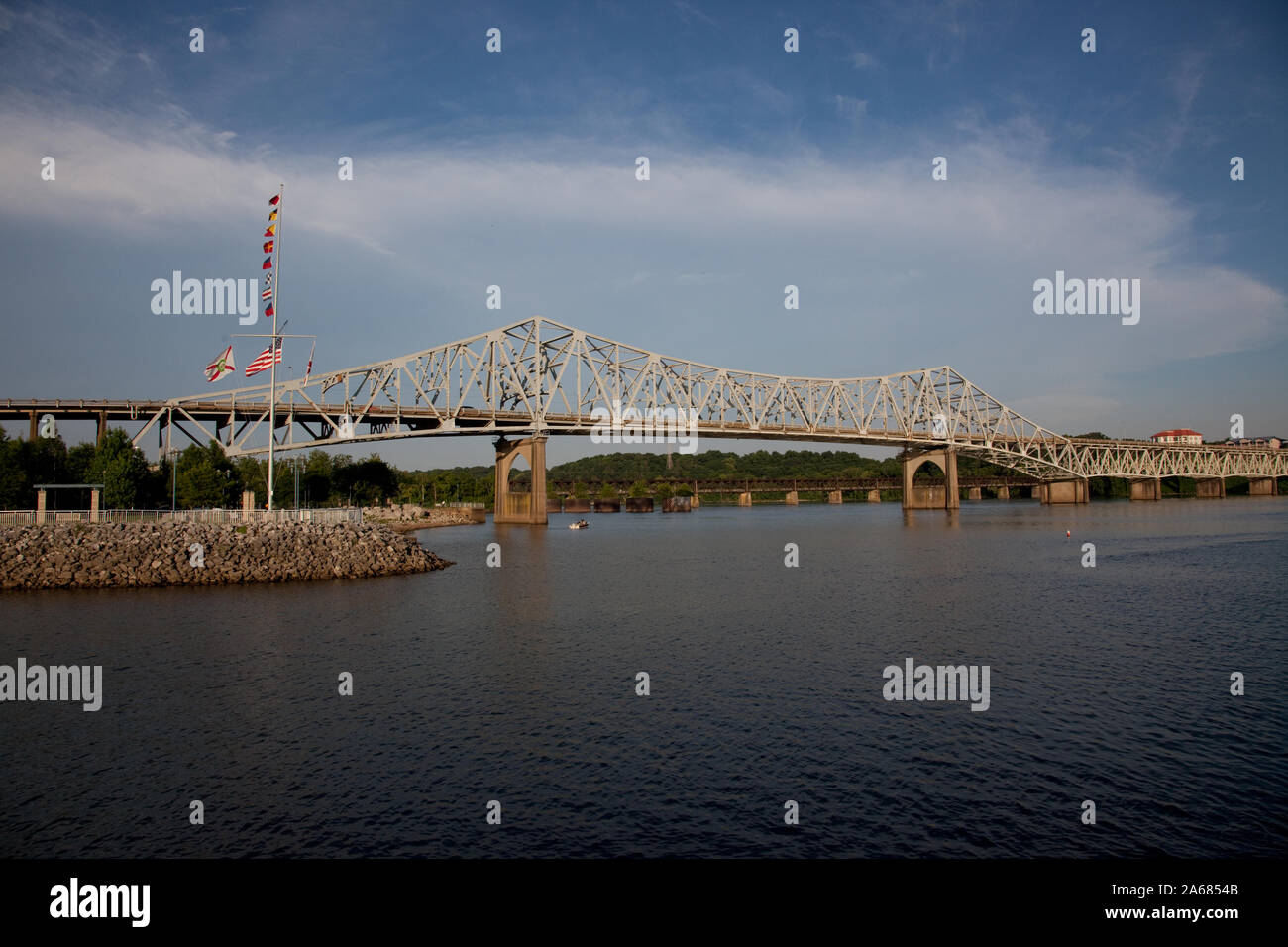 Wilson Dam Bridge on the Tennessee River at Florence, Alabama Stock ...