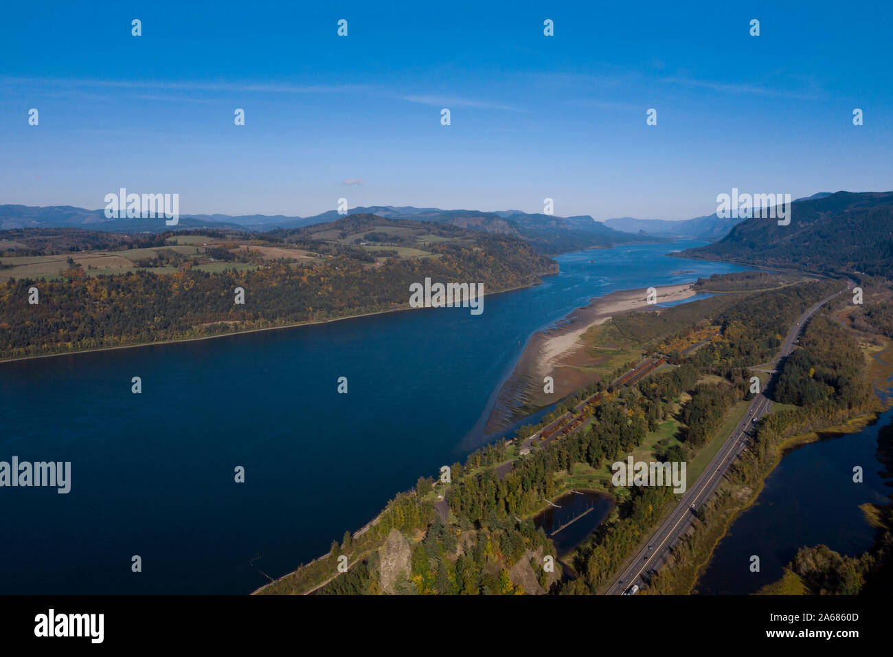 Columbia river gorge aerial hi-res stock photography and images - Alamy
