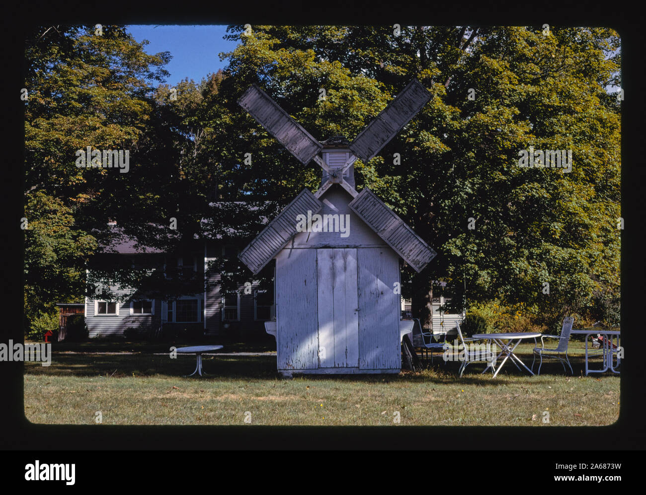 Mohawk trail hi-res stock photography and images - Alamy