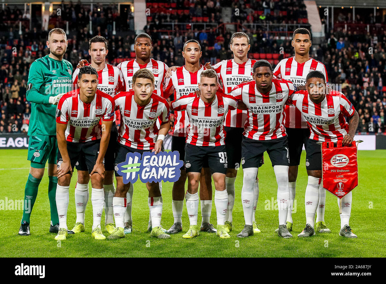 Lask linz goalkeeper hi-res stock photography and images - Alamy