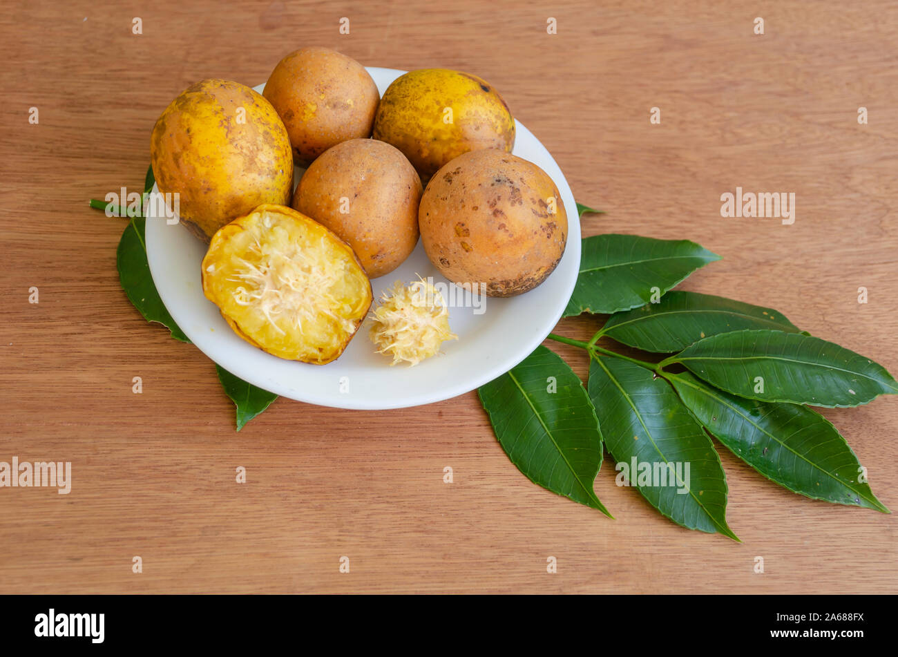 June plums hi-res stock photography and images - Alamy