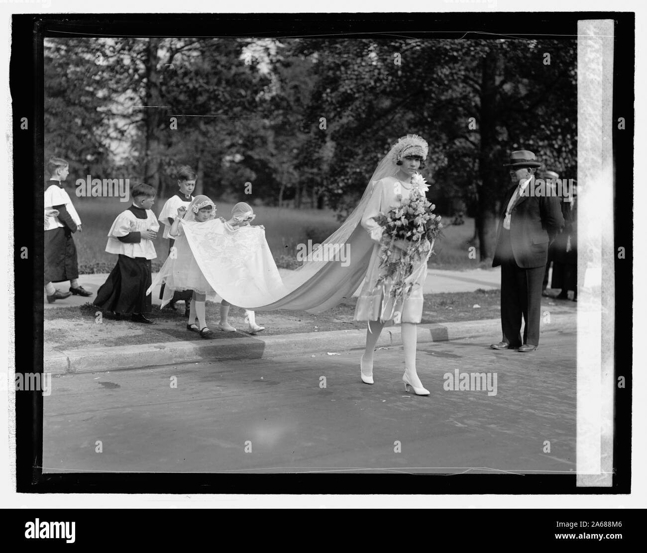 Winifred Huck, May Queen, Church of Nativity, 5/23/27 Stock Photo - Alamy