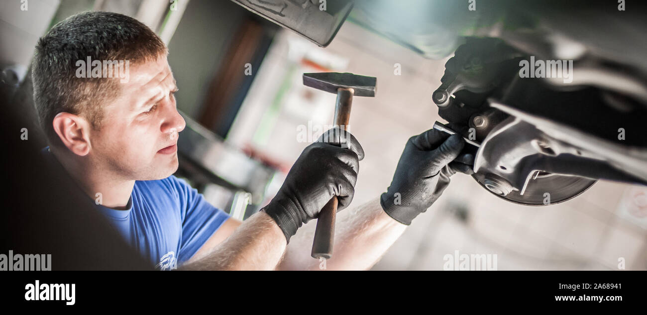 Repairer High Resolution Stock Photography and Images - Alamy