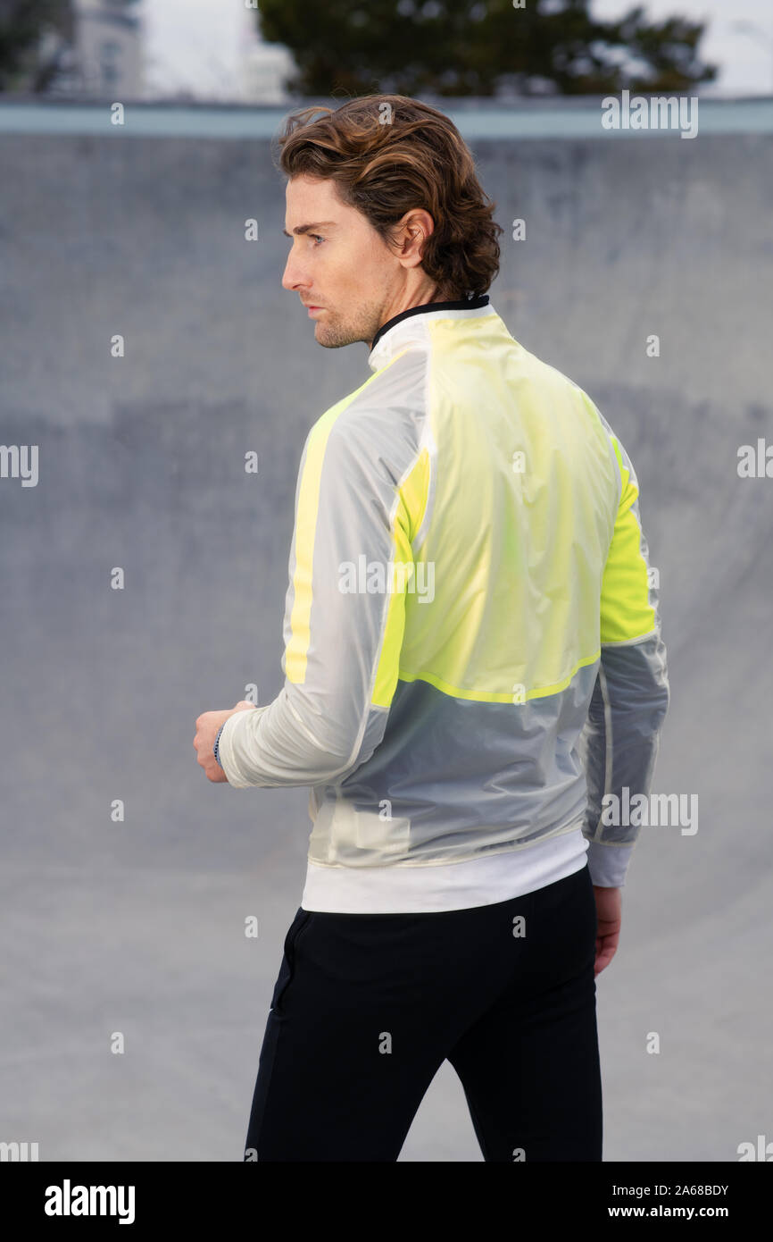 Wellbeing at work hi-res stock photography and images - Alamy