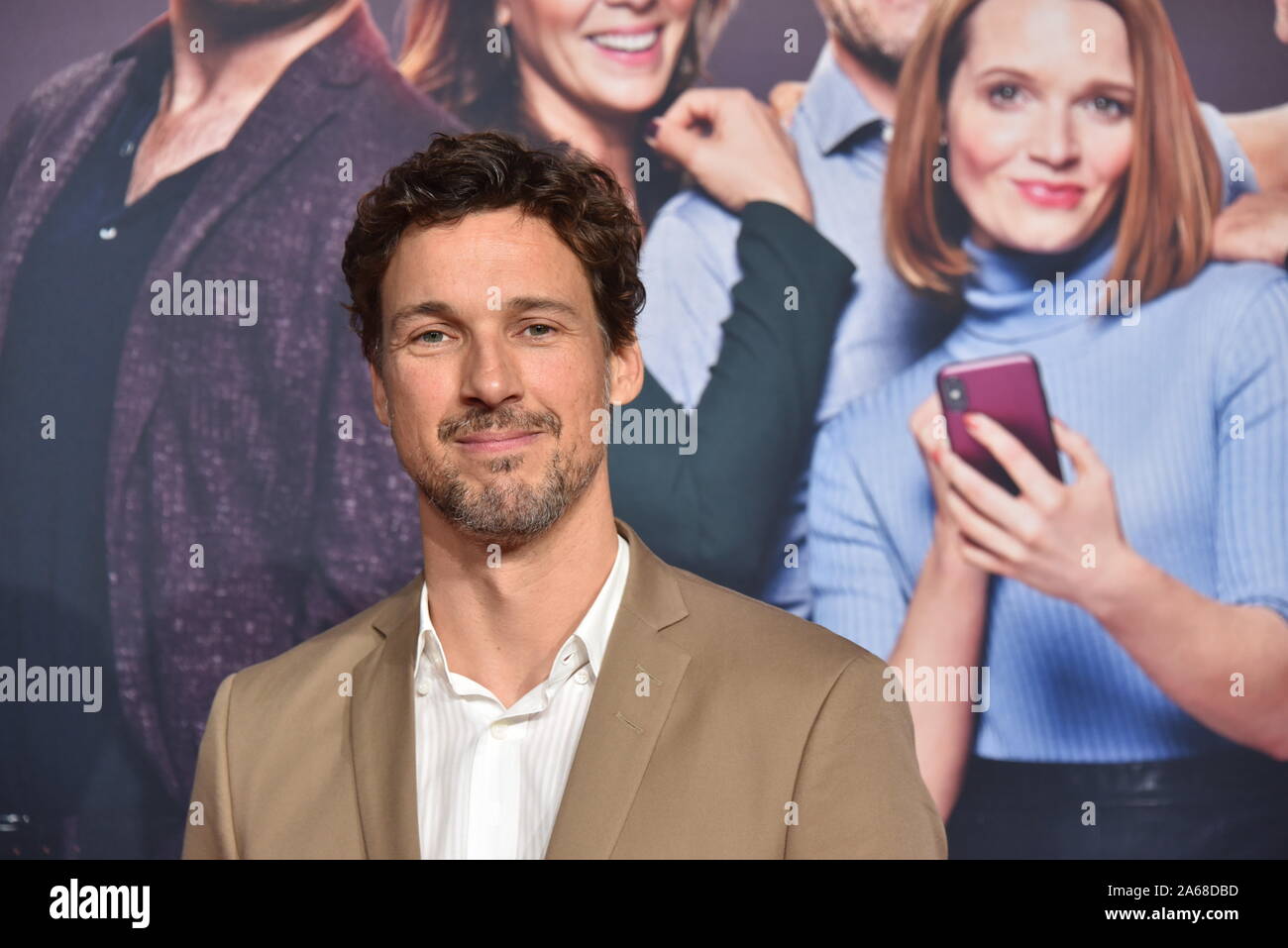 Cologne, Germany. 23rd Oct, 2019. Actor Florian David Fitz comes to the ...