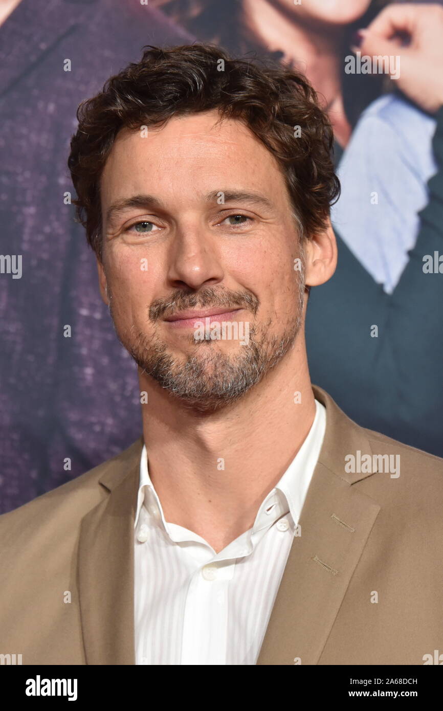 Cologne, Germany. 23rd Oct, 2019. Actor Florian David Fitz comes to the ...