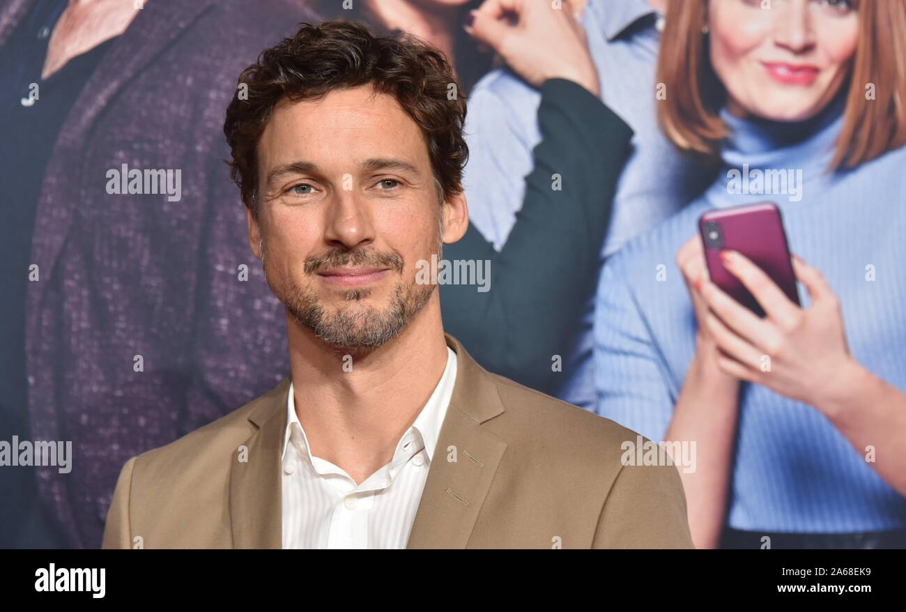 23 October 2019, North Rhine-Westphalia, Cologne: Actor Florian David ...
