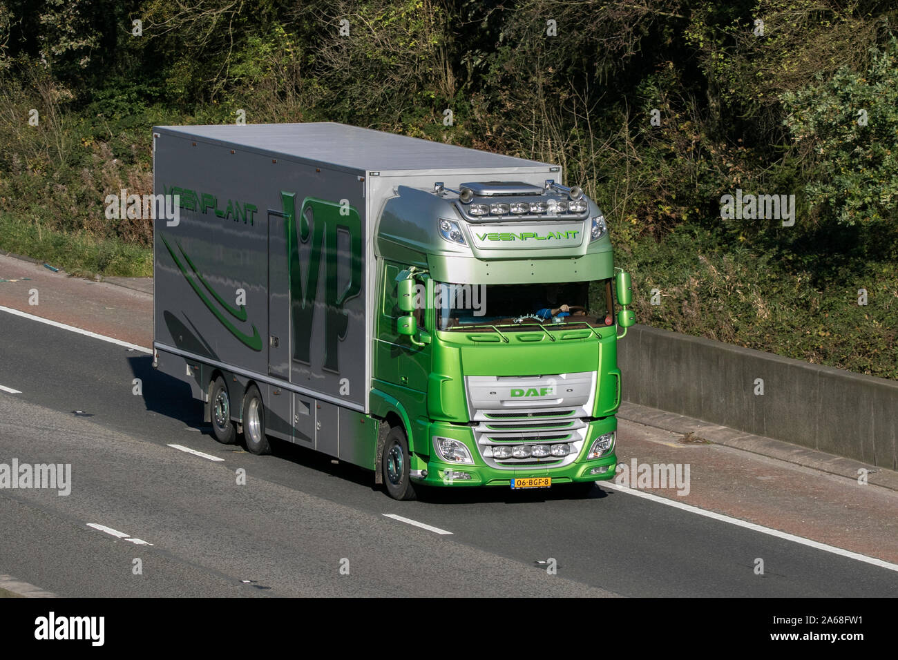 Rigid truck High Resolution Stock Photography and Images - Alamy