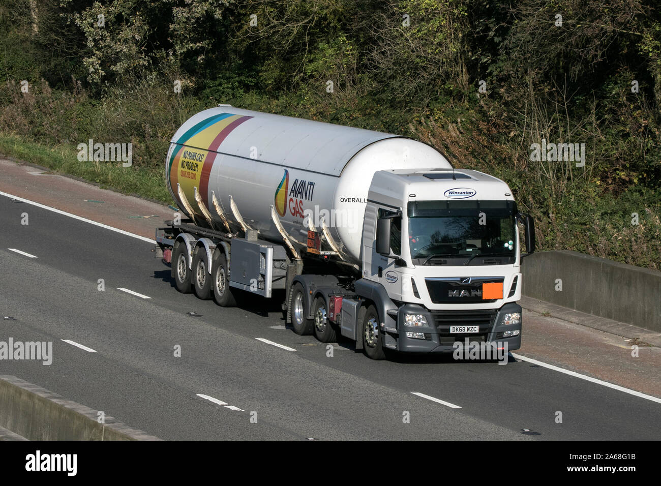 Uk gas tanker hi-res stock photography and images - Alamy