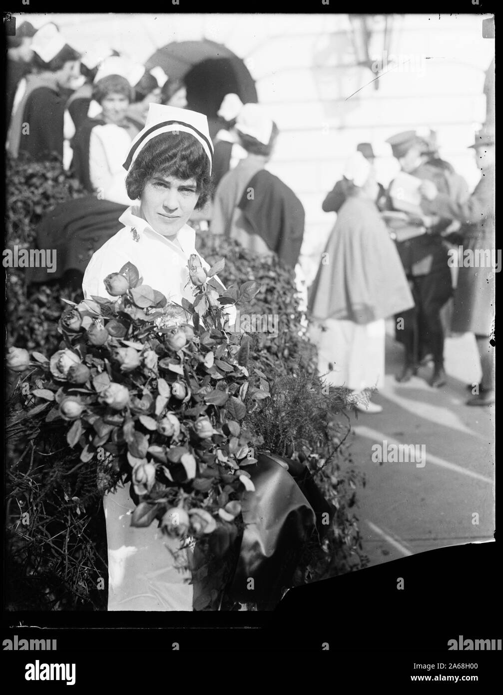 House with roses Black and White Stock Photos & Images - Alamy