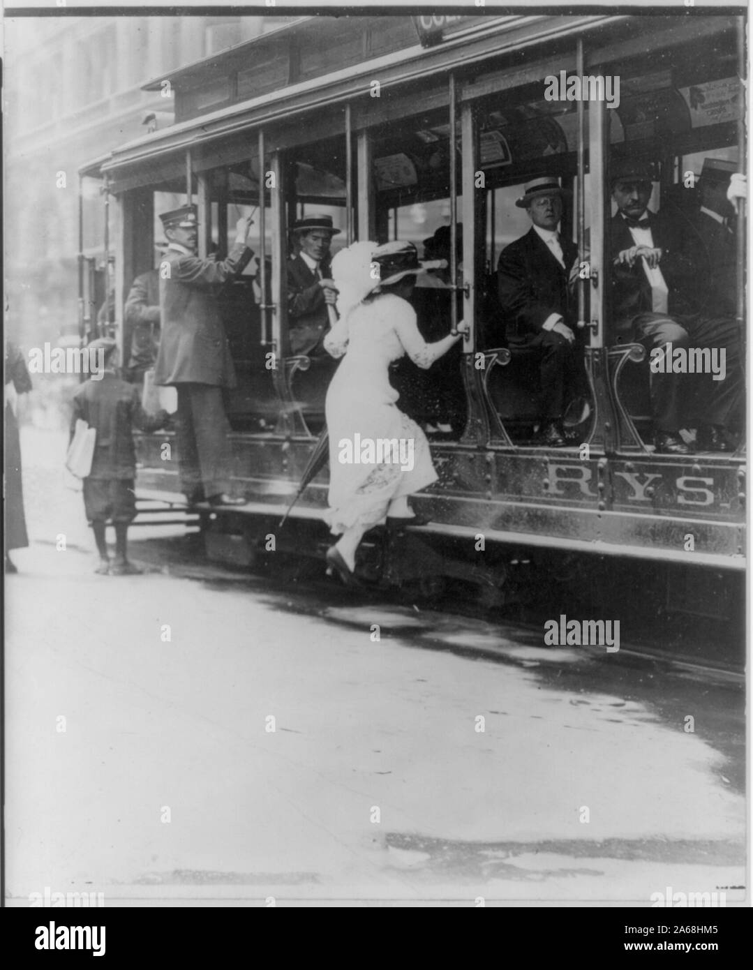 Early nyc Black and White Stock Photos & Images - Alamy