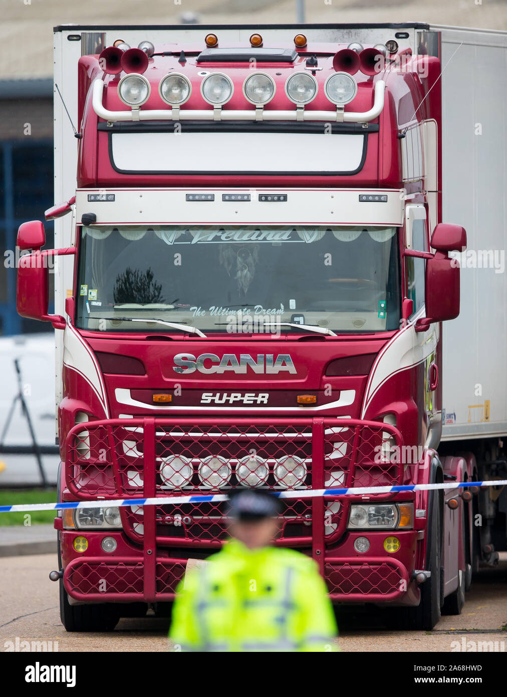 Container lorry hi-res stock photography and images - Alamy