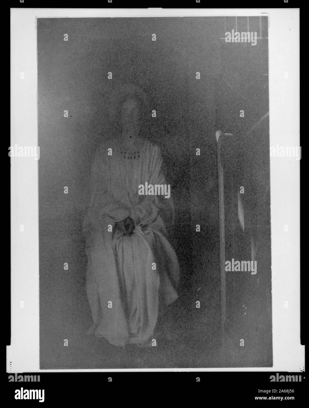 Drapery in art Black and White Stock Photos & Images - Alamy