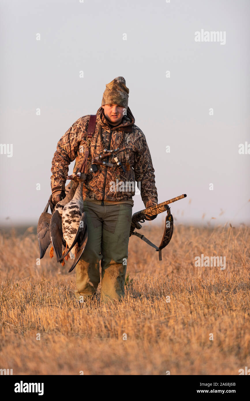 Youth waterfowl hunt hunt hi-res stock photography and images - Alamy