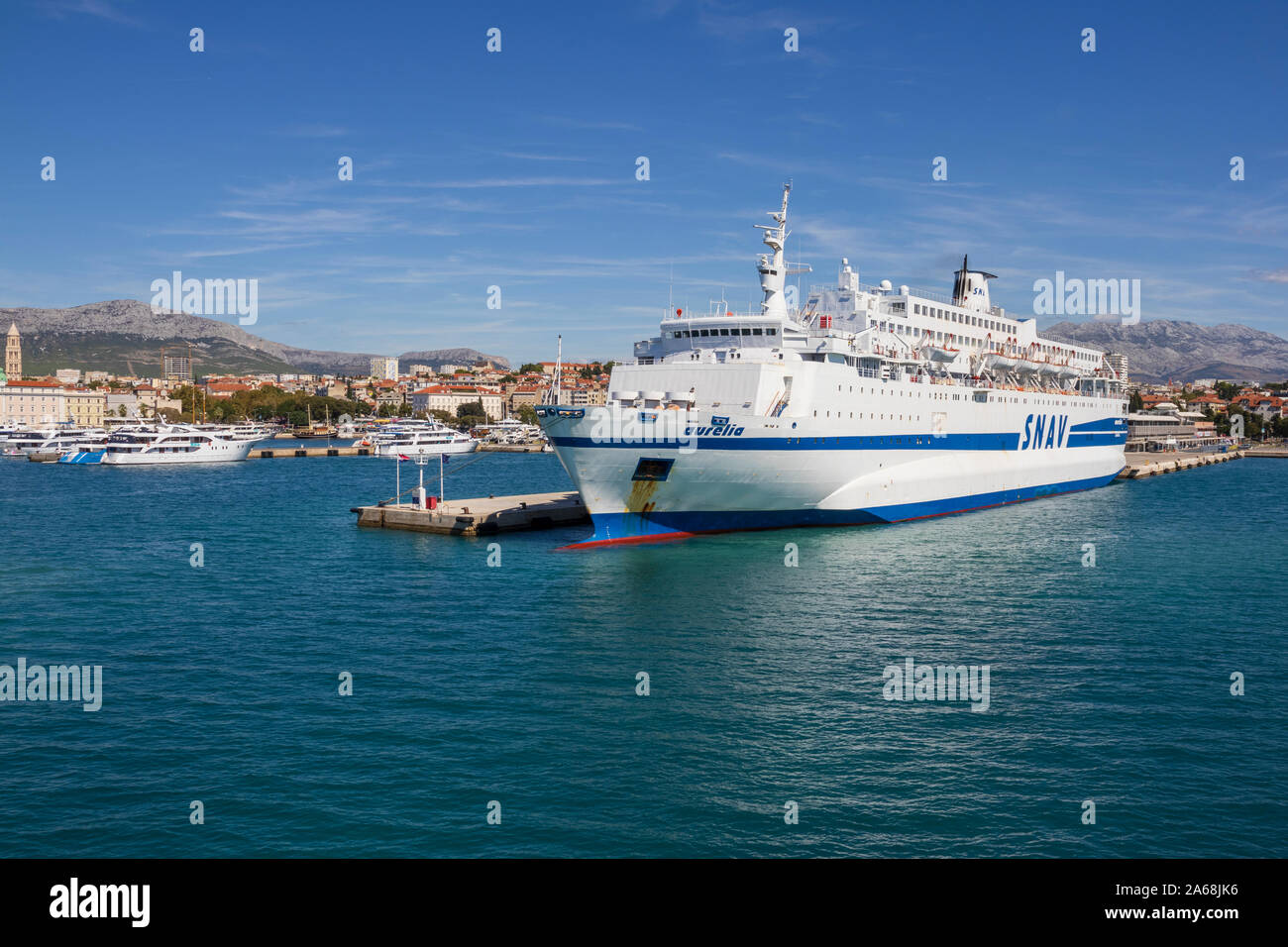 Harbour split dalmatian coast hi-res stock photography and images - Alamy