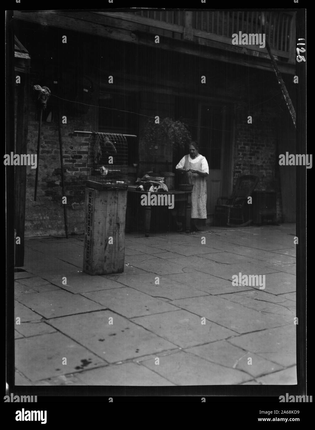 Working woman home Black and White Stock Photos & Images - Alamy