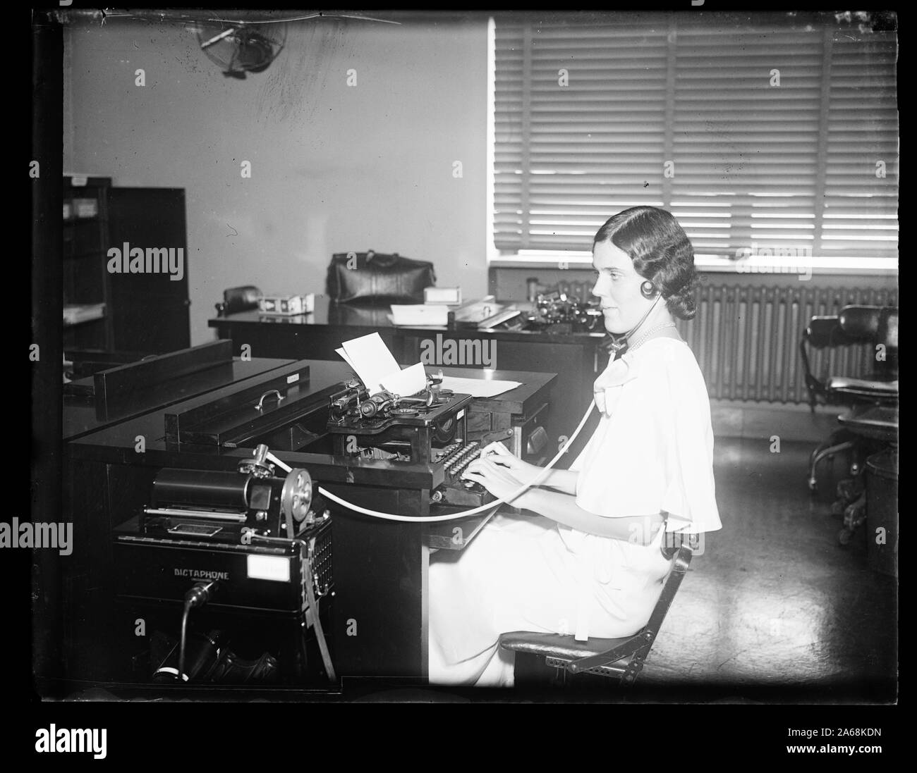 Vintage office typewriter Black and White Stock Photos & Images - Alamy