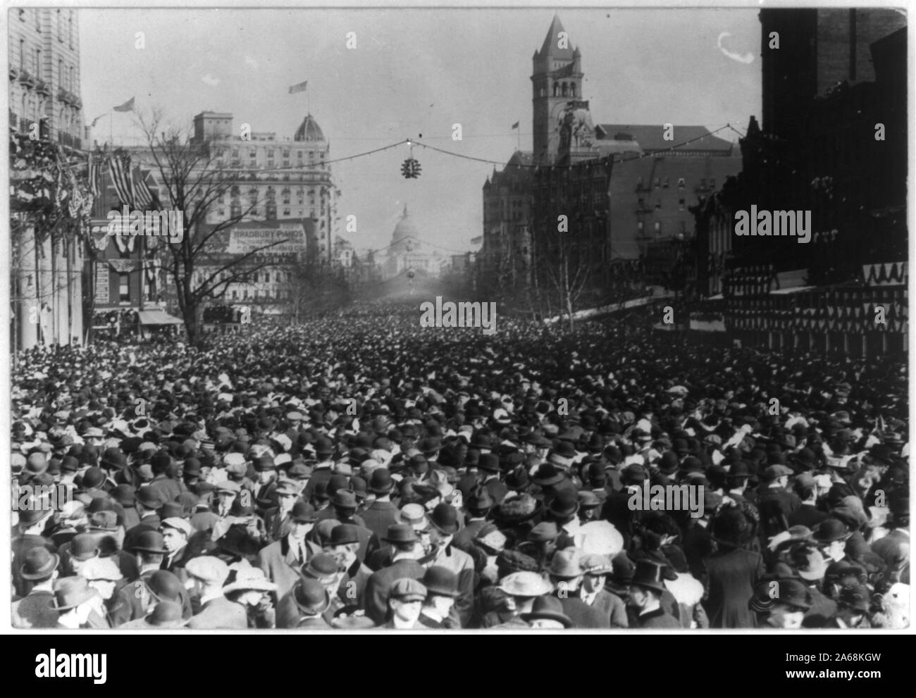 Woman's suffrage hi-res stock photography and images - Alamy