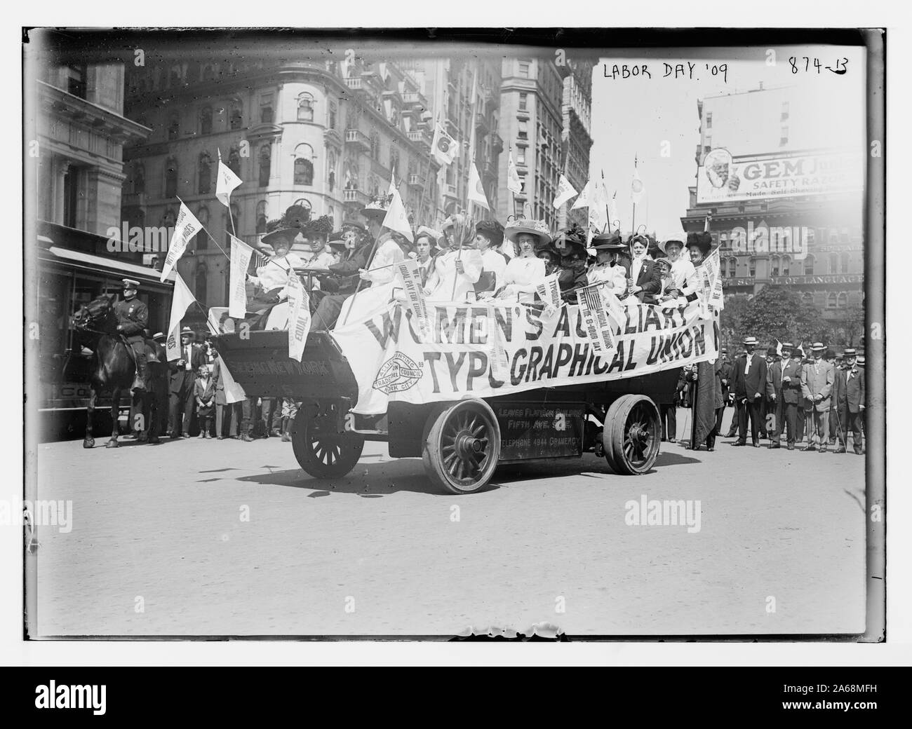 Women's Auxiliary Typographical Union float, Labor Parade, New York ...