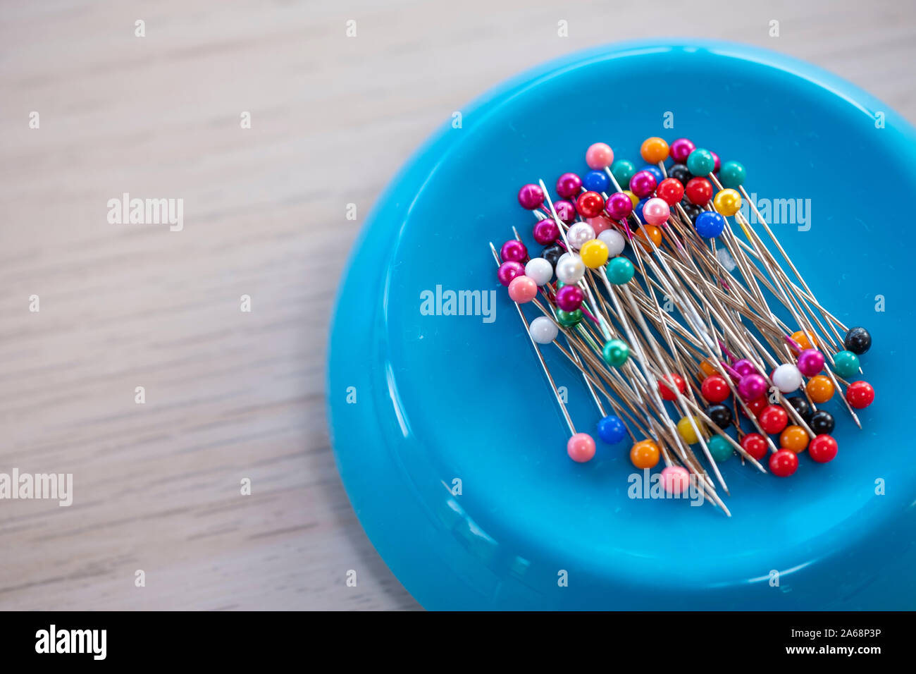 Making magnet hi-res stock photography and images - Alamy