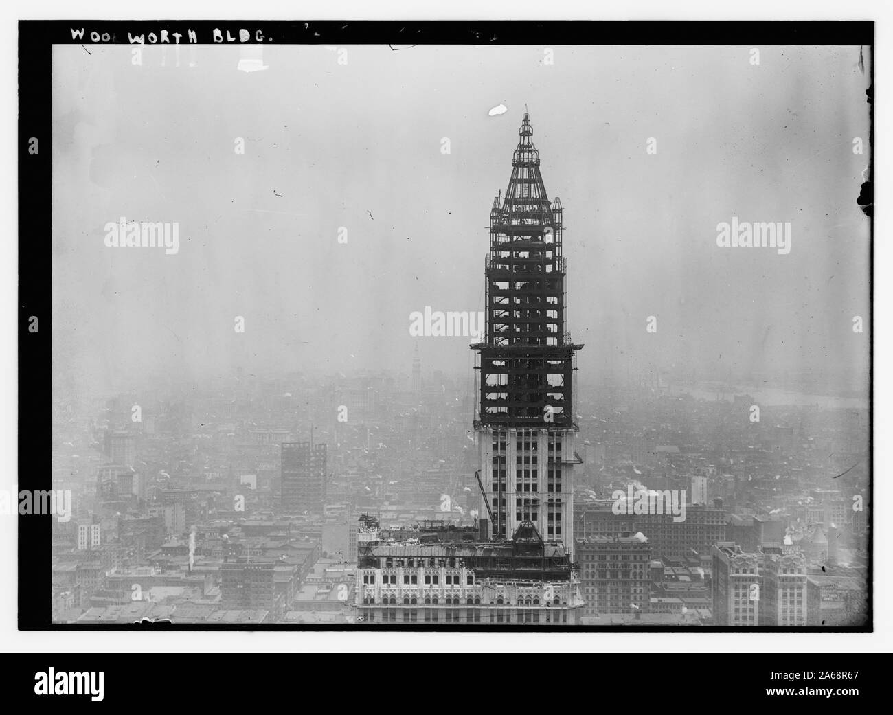 Woolworth bldg hi-res stock photography and images - Alamy