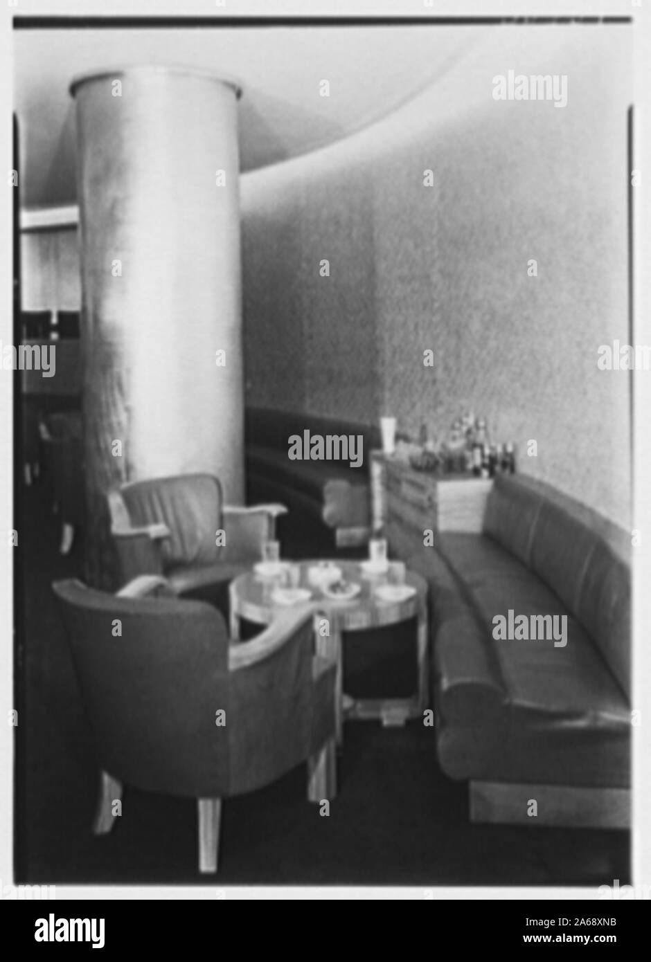 Italian interior design hi-res stock photography and images - Alamy