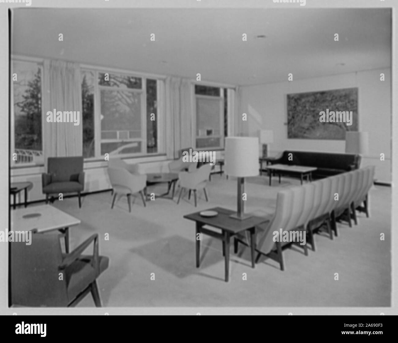 College hall building Black and White Stock Photos & Images - Alamy