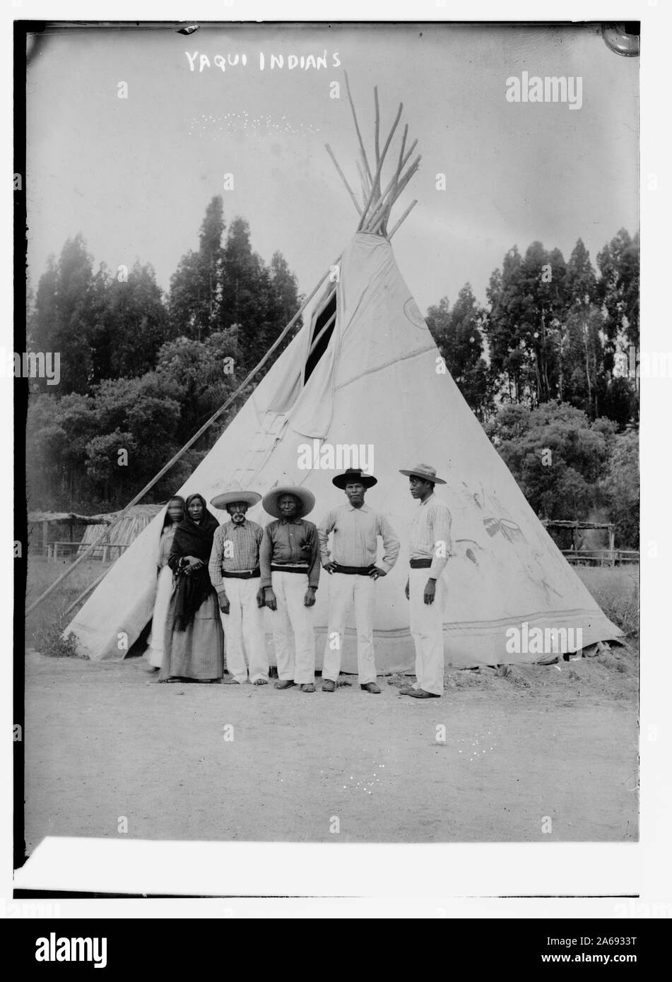 Yaqui hi-res stock photography and images - Alamy