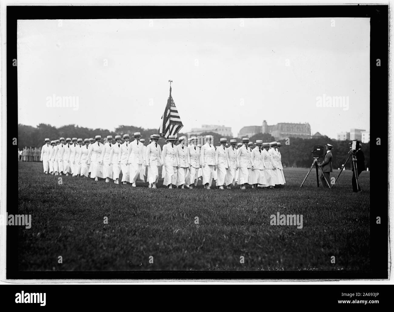 Military mustering hi-res stock photography and images - Alamy