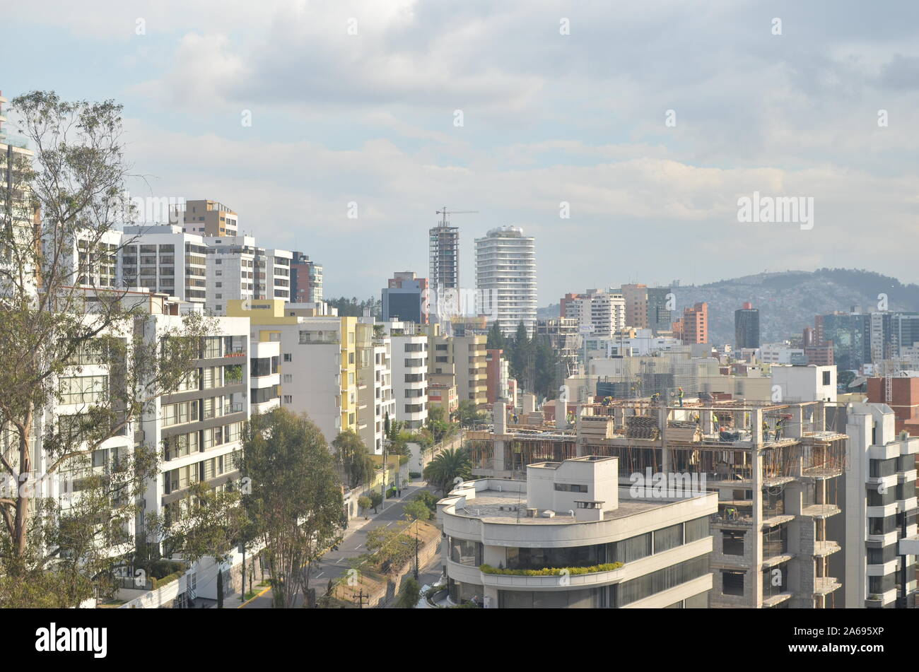 Quito ciudad hi-res stock photography and images - Alamy