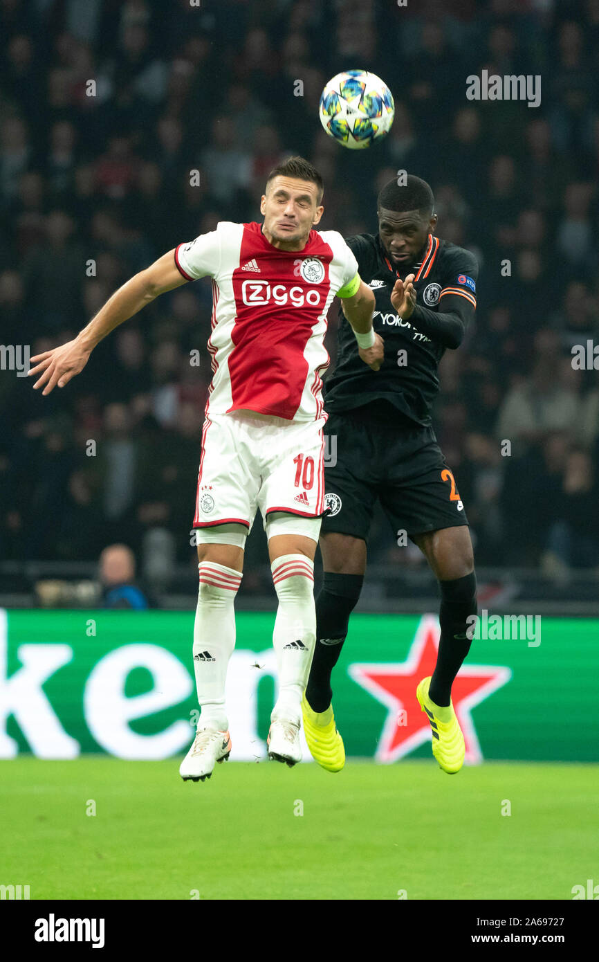 Fikayo tomori chelsea hi-res stock photography and images - Alamy