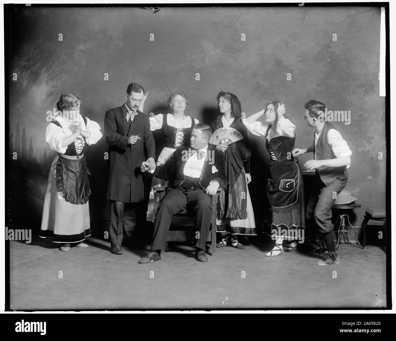 Group of people alliance Black and White Stock Photos & Images - Alamy