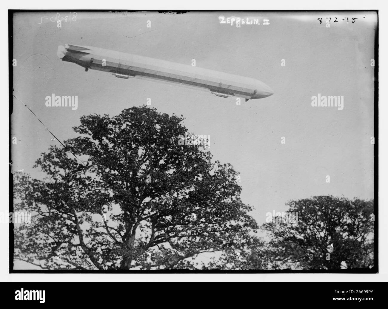 Zeppelin flight history hi-res stock photography and images - Alamy