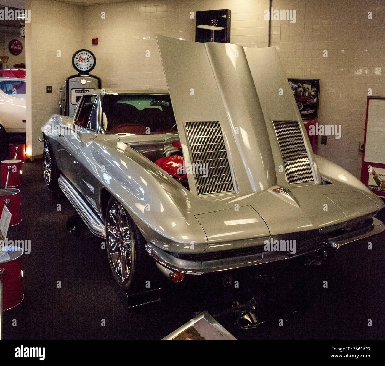 1963 split window corvette hi-res stock photography and images - Alamy