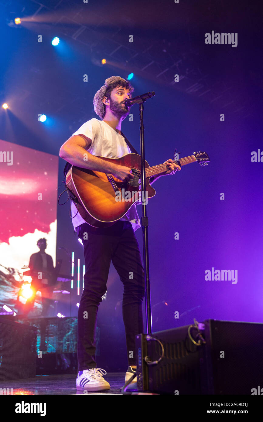 Ajr show hi-res stock photography and images - Alamy