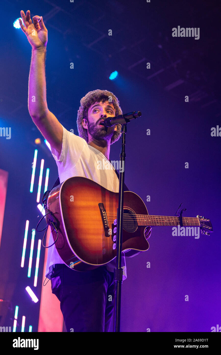 Ajr show hi-res stock photography and images - Alamy