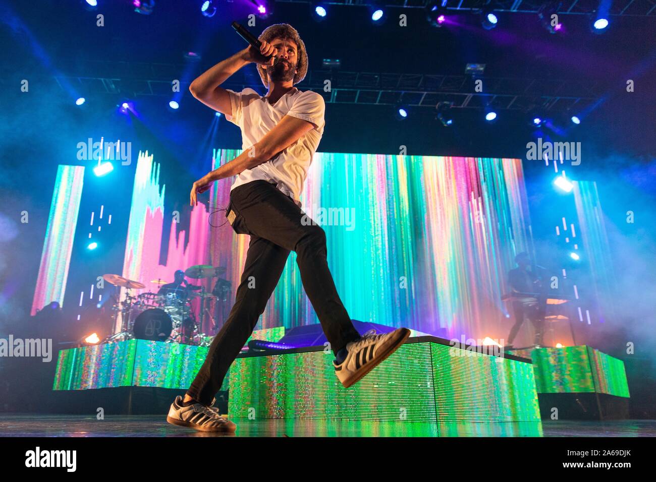 Ajr show hi-res stock photography and images - Alamy