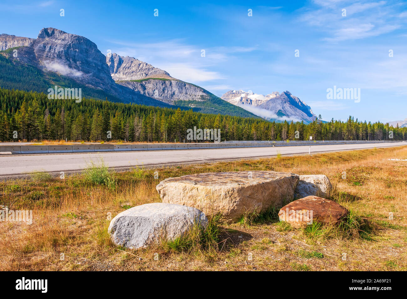 Trans border hi-res stock photography and images - Alamy