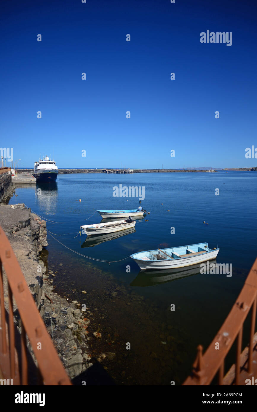 Mulege municipality sea of cortez hi-res stock photography and images ...