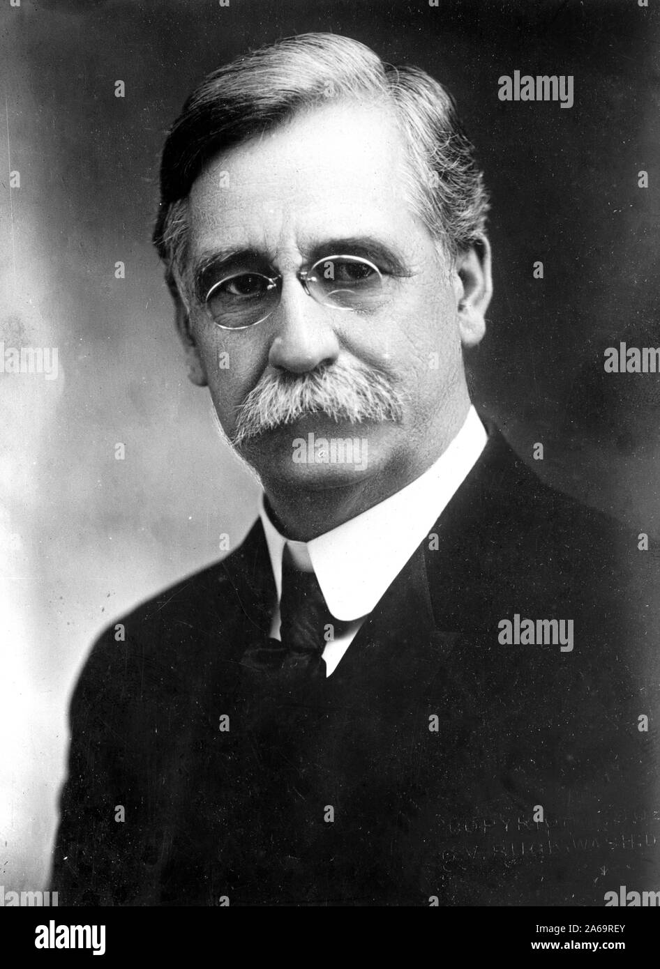 Senator dillingham hi-res stock photography and images - Alamy