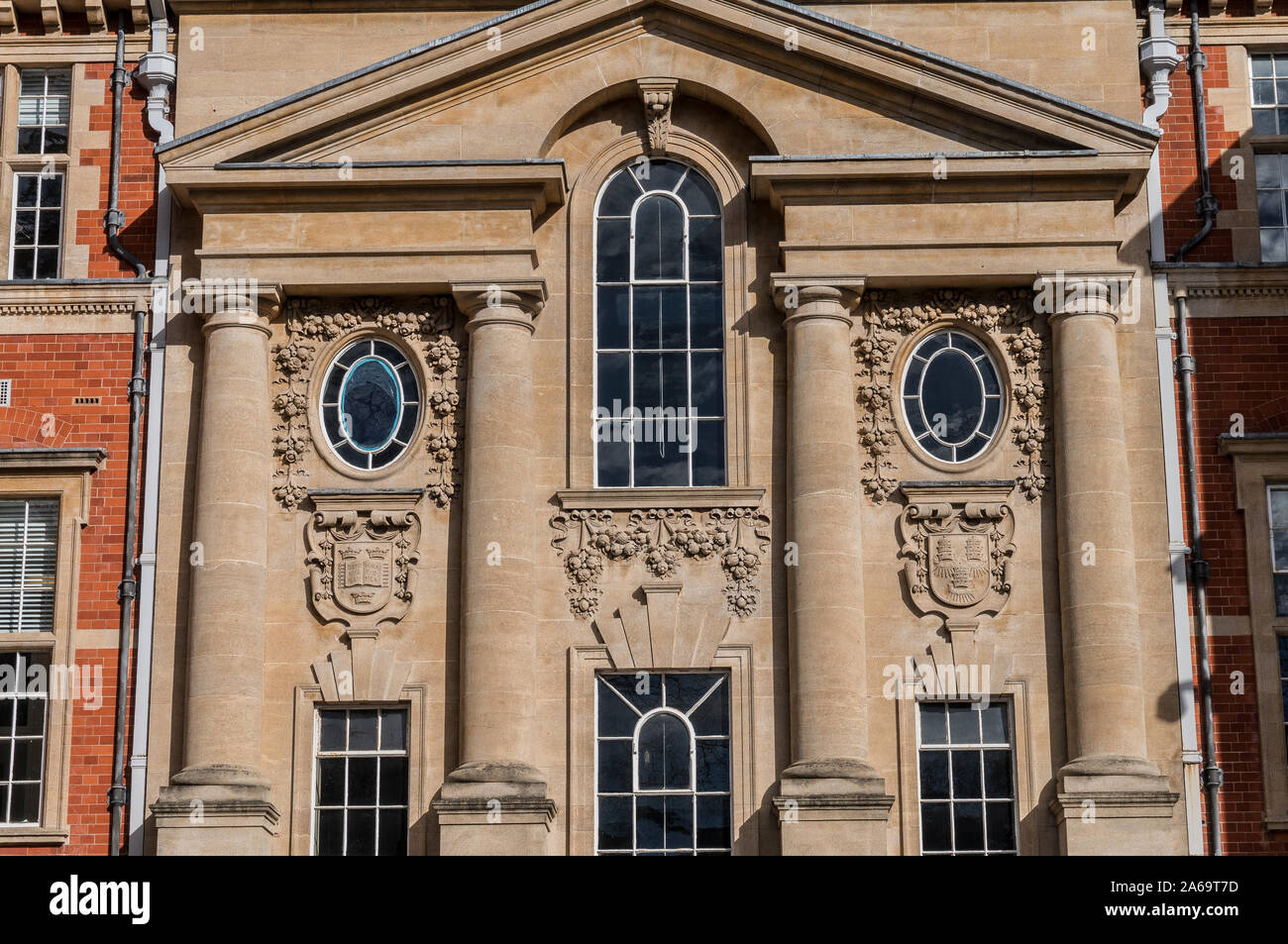 Oxford University - Visiting the colleges - a beautiful city of ...