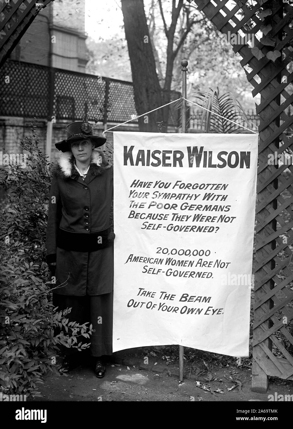 Woman Suffrage Banner- Kaiser Wilson ca. 1917 Stock Photo - Alamy