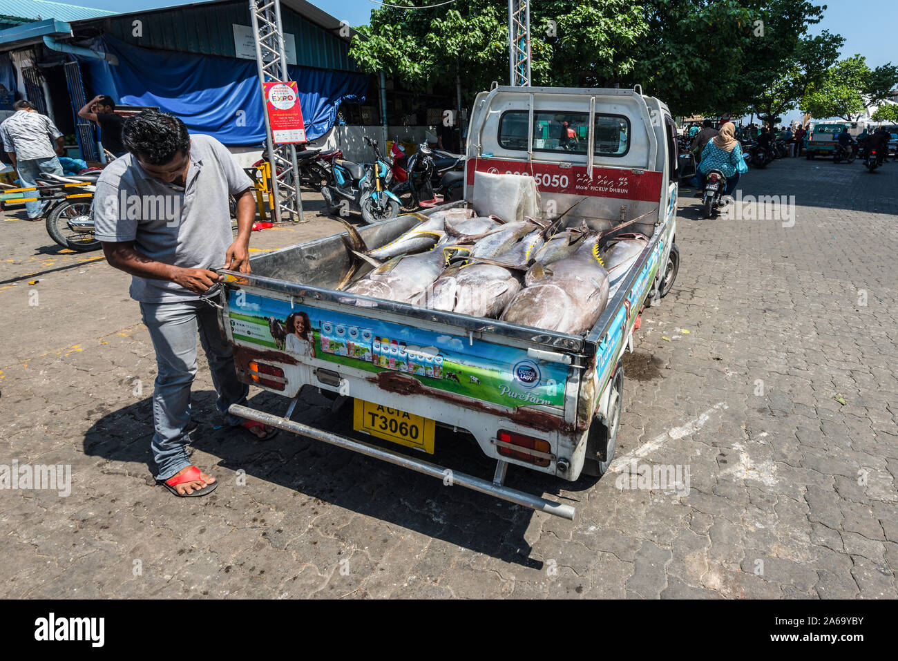 Lorry transport indonesia hi-res stock photography and images - Alamy