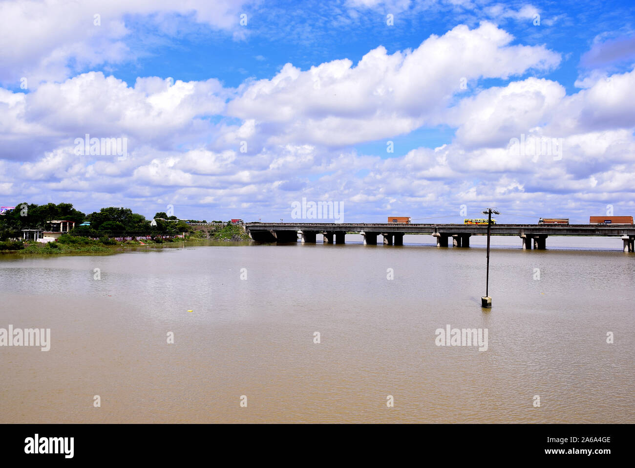 Agra mumbai highway hi-res stock photography and images - Alamy