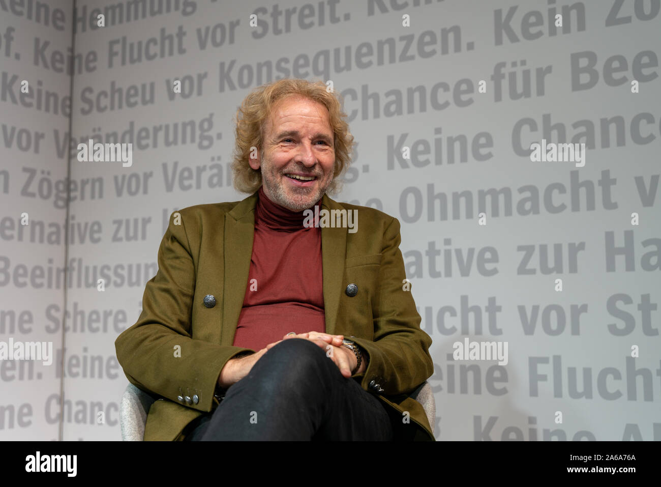 German tv presenter gottschalk german hi-res stock photography and ...
