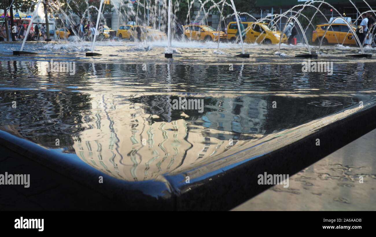Water feature outside The Metropolitan Museum of Art, Fifth Avenue, New ...
