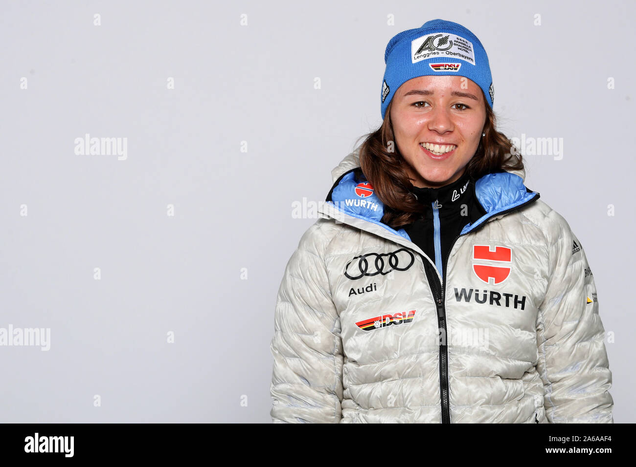 Laupheim, Deutschland. 16th Oct, 2019. Alexandra DANNER, single image ...